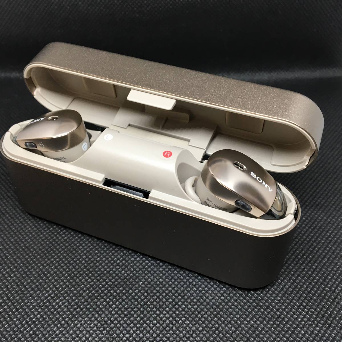 1円スタート ソニー WF-1000X N シャンパンゴールド イヤーピース1サイズ選択可 124534(ソニー)｜売買されたオークション情報 ...