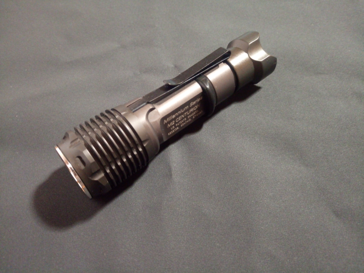 SUREFIRE M2 OVEREADY LEGO 2000lumenカスタム シュアファイア(シュアファイヤー)｜売買されたオークション情報 ...