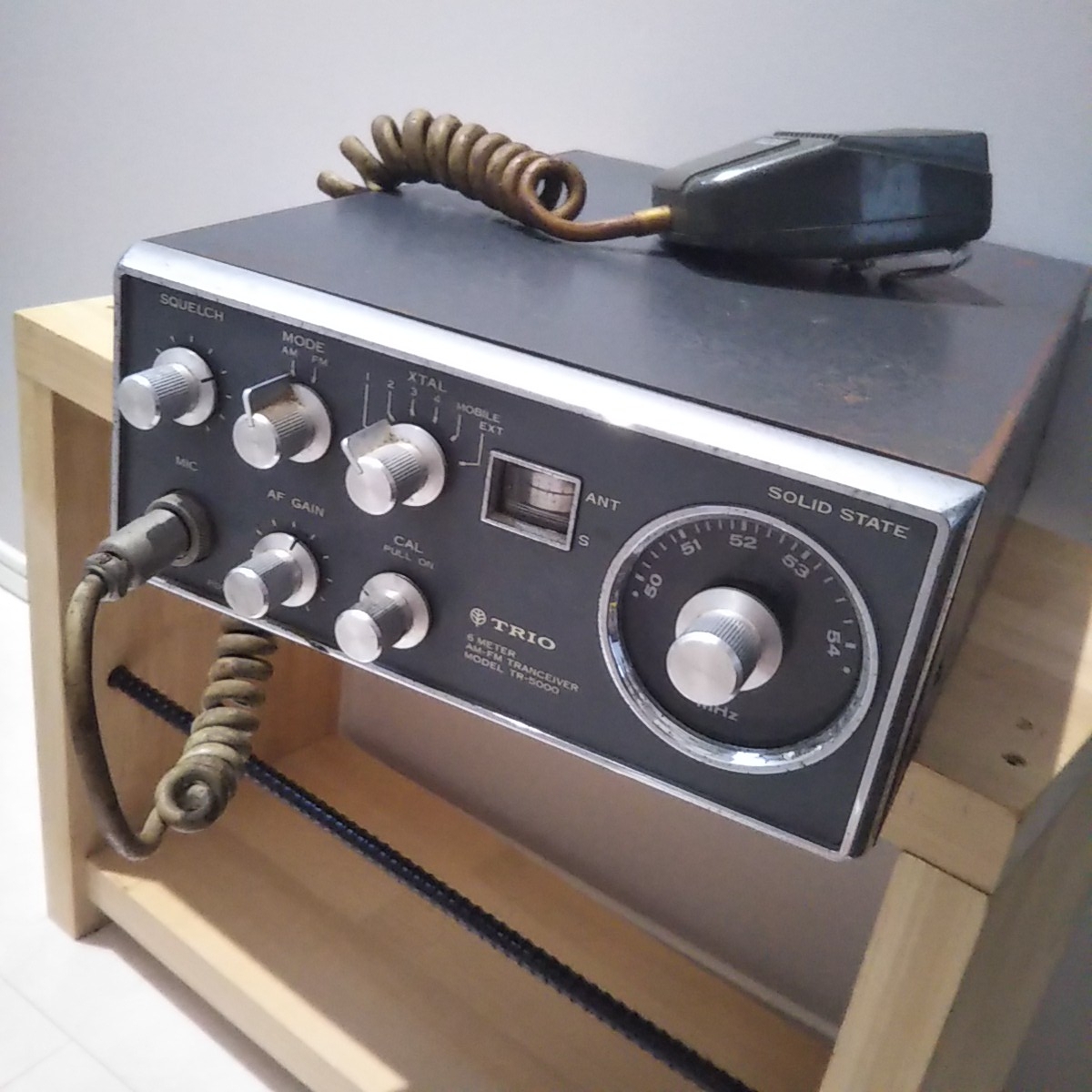TRIO TRIO 6METER AM-FM TRANSCEIVER TR-5000 マイクロフォン 無線 アマチュア 昭和 レトロ トリオ レシーバー 品 ジャンク品(モービル)｜売買された ...