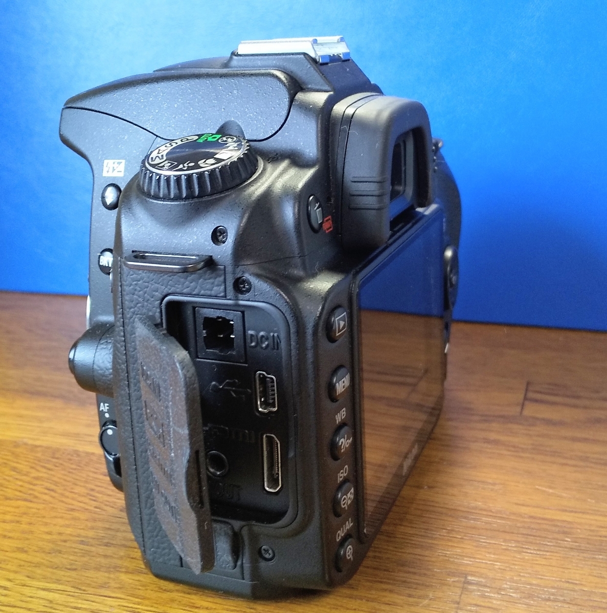 ニコン D90 ボディ(ニコン)｜売買されたオークション情報、yahooの商品情報をアーカイブ公開 - オークファン（aucfan.com）