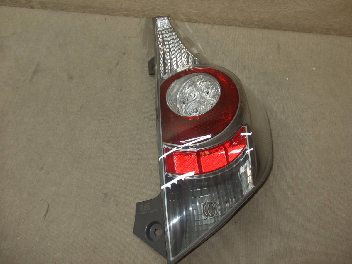 アクア NHP10 右テールランプ STANLEY 52-252(テールライト)｜売買されたオークション情報、yahooの商品情報をアーカイブ ...