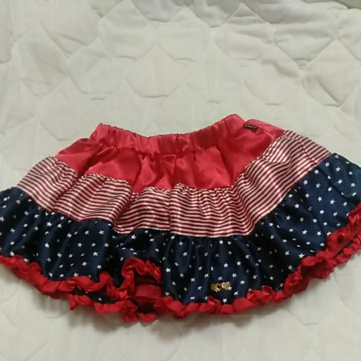 EARTHMAGIC アースマジック フリルスカート 130 女の子(スカート)｜売買されたオークション情報、yahooの商品情報をアーカイブ公開 - オークファン（aucfan.com）