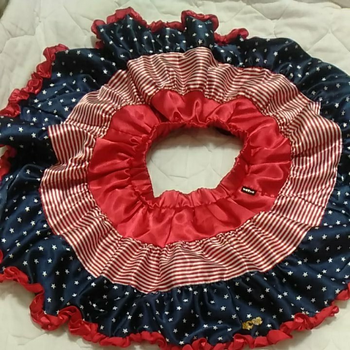 EARTHMAGIC アースマジック フリルスカート 130 女の子(スカート)｜売買されたオークション情報、yahooの商品情報をアーカイブ公開 - オークファン（aucfan.com）