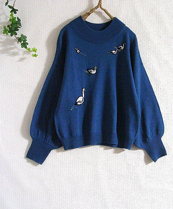 シャンブルドゥシャーム eipe アヒル ビーズ装飾プルオーバーニットBL(その他の袖丈)｜売買されたオークション情報、yahooの商品情報をアーカイブ公開 - オークファン（aucfan.com）