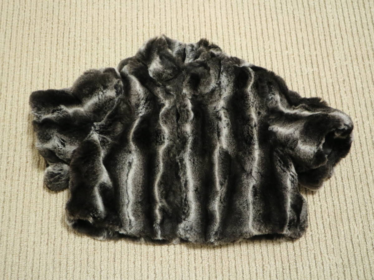 極 simonetta シモネッタ フェイクファー ジャケット 122 6(シモネッタ)｜売買されたオークション情報、yahooの商品情報をアーカイブ公開 - オークファン（aucfan.com）