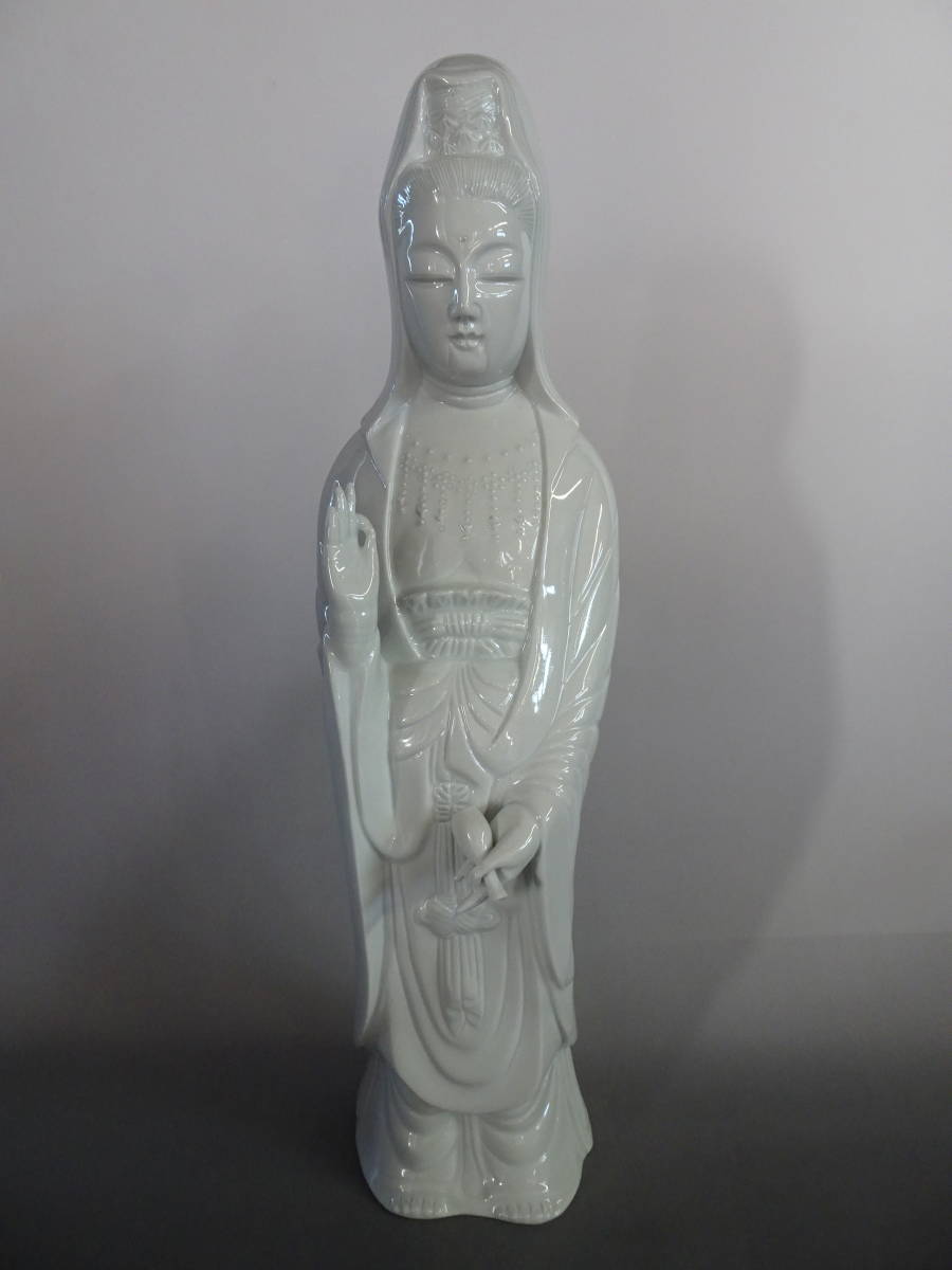 鍋島焼 T 川副太夫 白磁白衣観音像 共箱付き 仏教美術 飾り物 置物 床置 47cm(白磁)｜売買されたオークション情報、yahooの商品情報をアーカイブ公開 - オークファン（aucfan ...