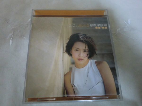 台湾盤 16曲 画像付 GIGI LEUNG 香港ポップス ジジ リョン 梁詠琪／最愛 新歌＋精選 2000年 CD: 00-20121 EEI/豐華 CD(アジアンポップス)｜売買された ...