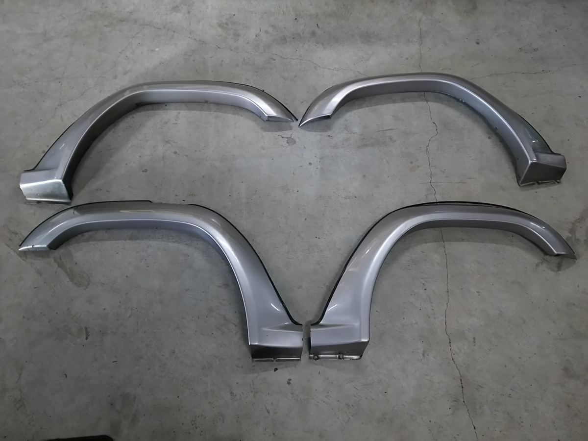 7253@3399 パジェロミニ H56A 前期 オーバーフェンダー 1台分 セット FRP製 シルバー 個人宅配送不可 3-6(サイド)｜売買されたオークション情報、yahooの商品情報を ...