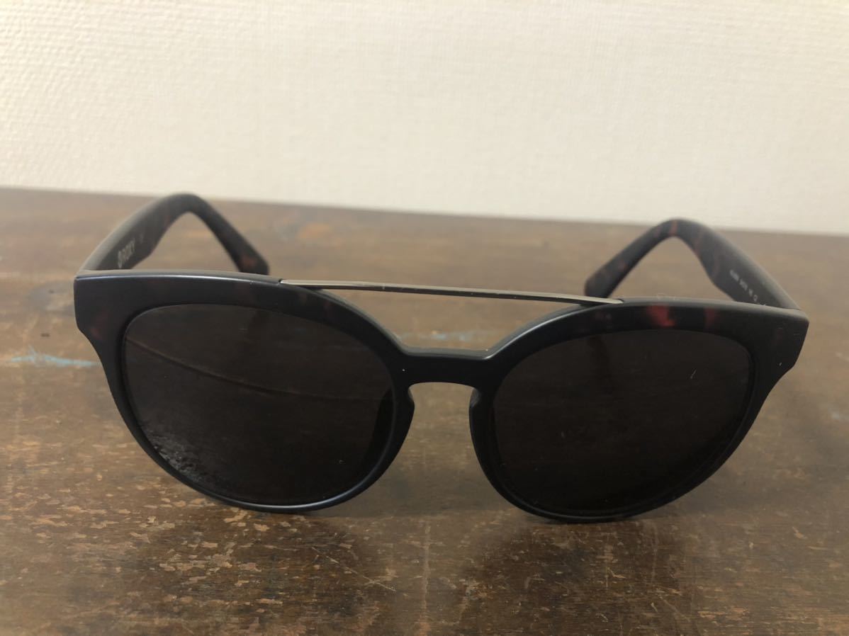 爆安 ロキシーサングラス ROXY RX-S039 54 18 140 C2(その他)｜売買されたオークション情報、yahooの商品情報をアーカイブ公開 - オークファン（aucfan.com）