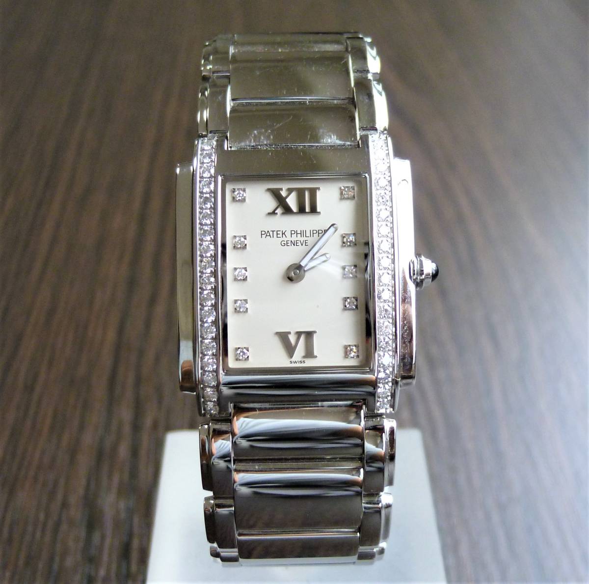 VR15 PATEK PHILIPPE パテックフィリップ 4910/10A-011 TWENTY-4 クォーツ 2針 箱 冊子 ...
