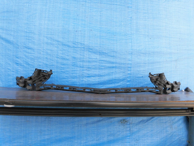 AL44 ベンツ W212 Eクラス フロントバンパーブラケット A2128854965(フロント)｜売買されたオークション情報、yahooの ...