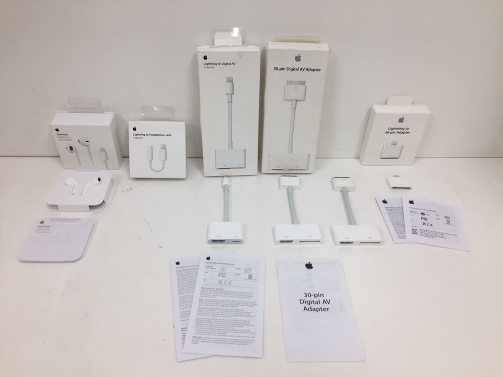 Apple アップル製品 アクセサリー 6点 まとめ売り A1422 A1438 A1468 A1748 等 動作未確認(イヤホン ...