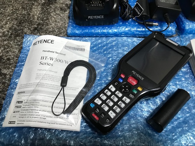 モデル 同様 KEYENCE キーエンス ハンディターミナル 3.5型 大画面 BT-W350 クレードル BT-WUC8L バッテリー BT ...