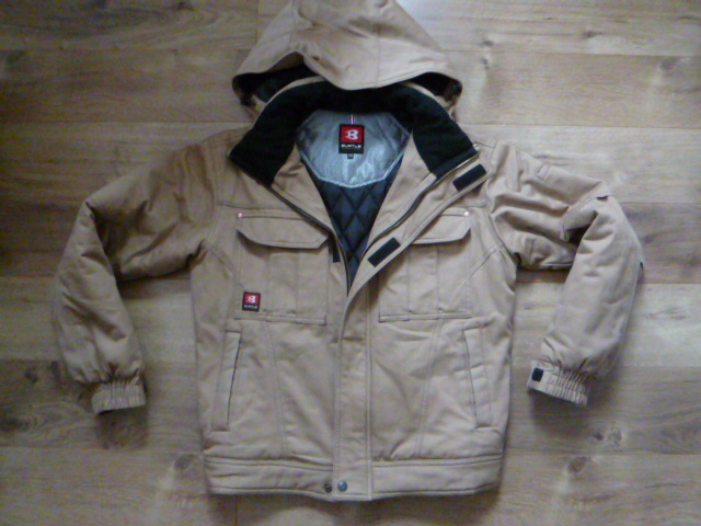 BURTLE WORK WEAR あったかブルゾン上着 Mサイズ(Mサイズ)｜売買されたオークション情報、yahooの商品情報をアーカイブ公開 - オークファン（aucfan.com）