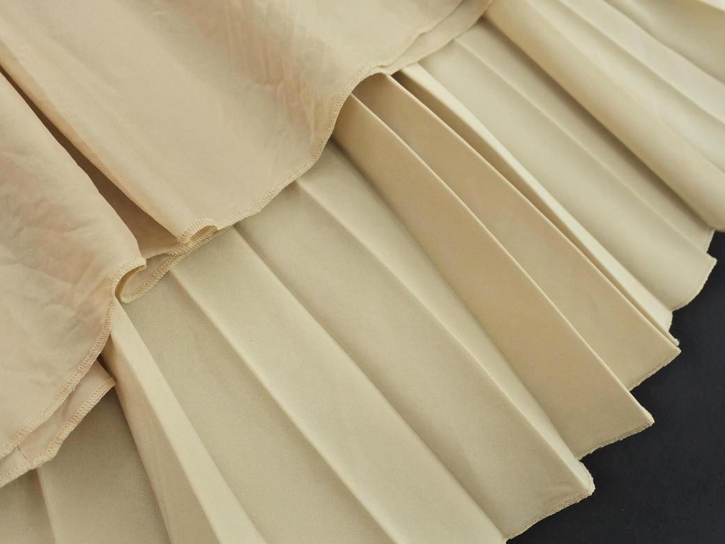 INED イネド プリーツ ロング スカート size7/ベージュ bdb3(プリーツスカート（ロング）)｜売買されたオークション情報 ...