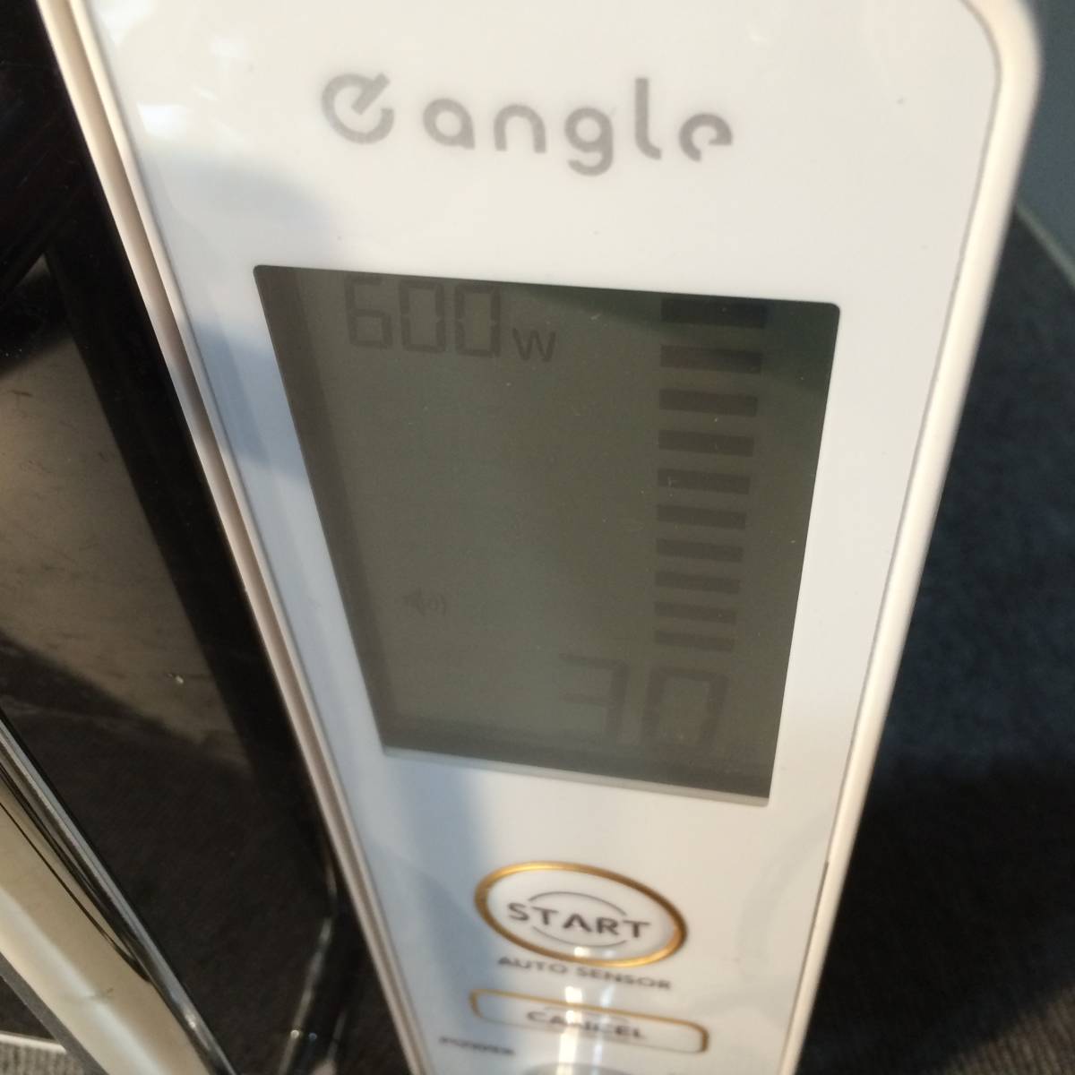 1053 エディオン e angle 電子レンジ ANG-MO-A5 W 2018年製 レトロデザインレンジ 家電(電子レンジ一般)｜売買されたオークション情報、yahooの商品情報を ...