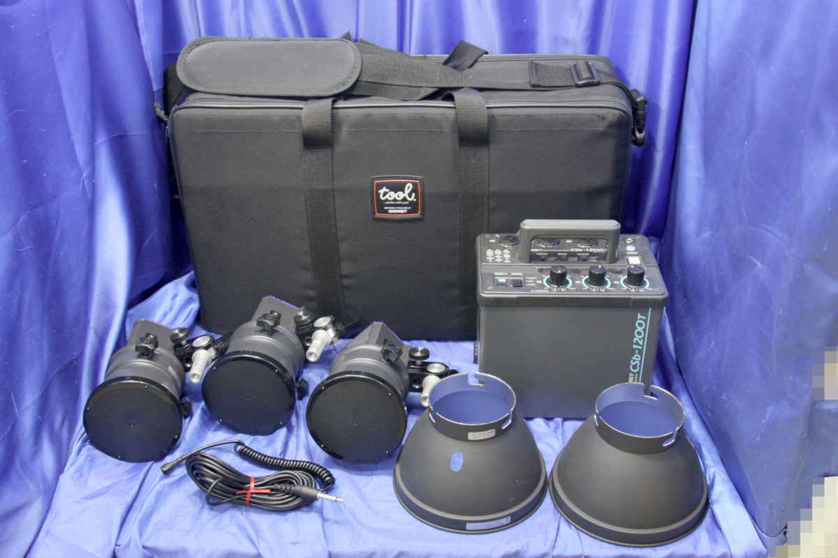 COMET/コメット シリーズカット調光ストロボ電源部 CSb-1200T+ストロボヘッド CB-25H 3台/1セット 54216S(フラッシュ)｜売買されたオークション情報、yahooの ...