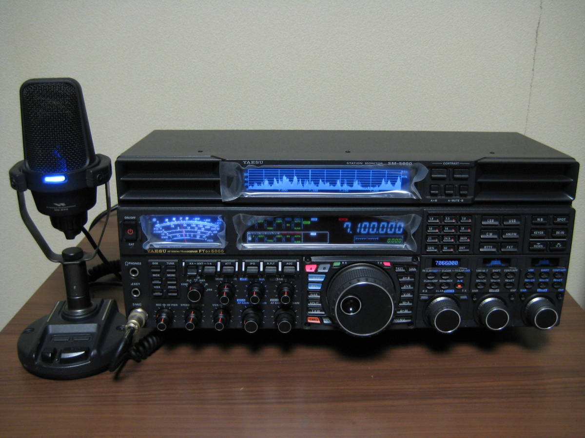 YAESU FTDX5000MP Limited HF/50MHz トランシバー SM-5000 ステーションモニター MD-200A8X ...
