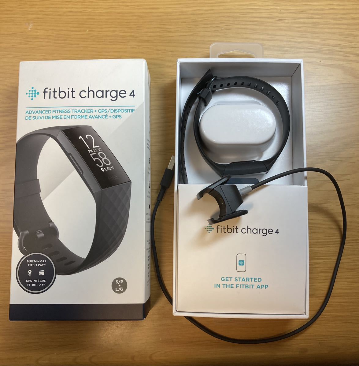 Fitbit Charge 4 フィットビット 活動量計 Suica付BLACK 黒 フィットネストラッカー(スマートウォッチ本体)｜売買されたオークション情報、yahooの商品情報を ...