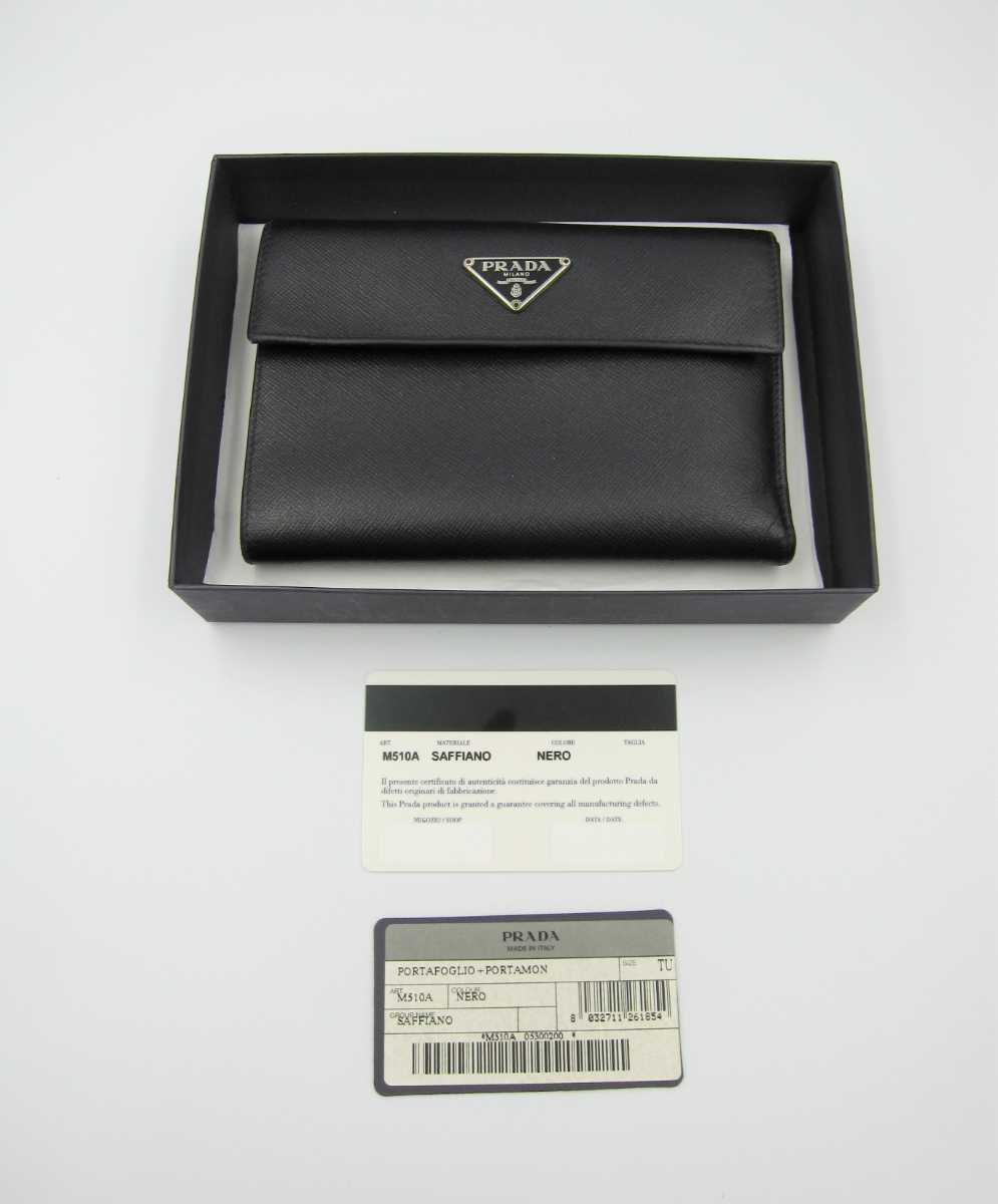 PRADA プラダ 三つ折り財布 サフィアーノ レザー ブラック 黒 本革 M510A ギャランティーカード 箱付き(女性用財布)｜売買されたオークション情報、yahooの商品情報をアーカイブ ...