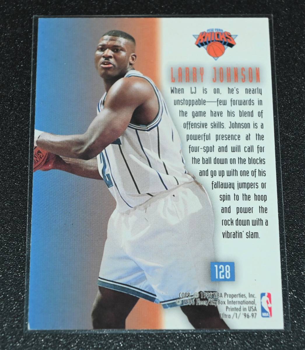 LARRY JOHNSON ラリー ジョンソン 1996 '96-97 FLEER ULTRA トレーディングカード 128 NBA ...