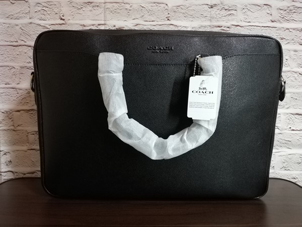 1円スタート COACHコーチブリーフケースF68030レザービジネスバッグハンドバッグショルダー皮薄型薄いアウトレット黒男メンズ ...