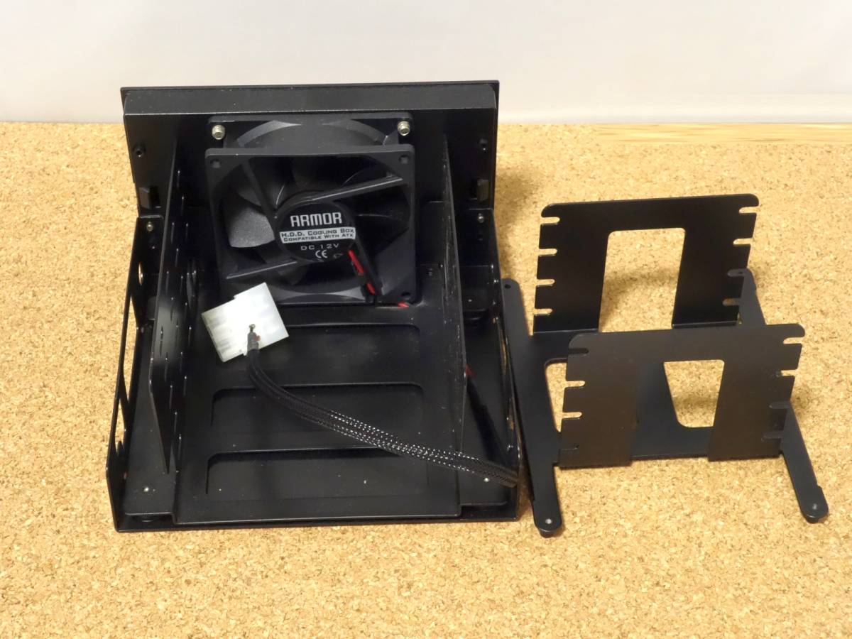 5インチベイ2段に3.5インチHDD最大3台 AINEX HDC-503BK ブラック(SerialATA)｜売買されたオークション情報 ...