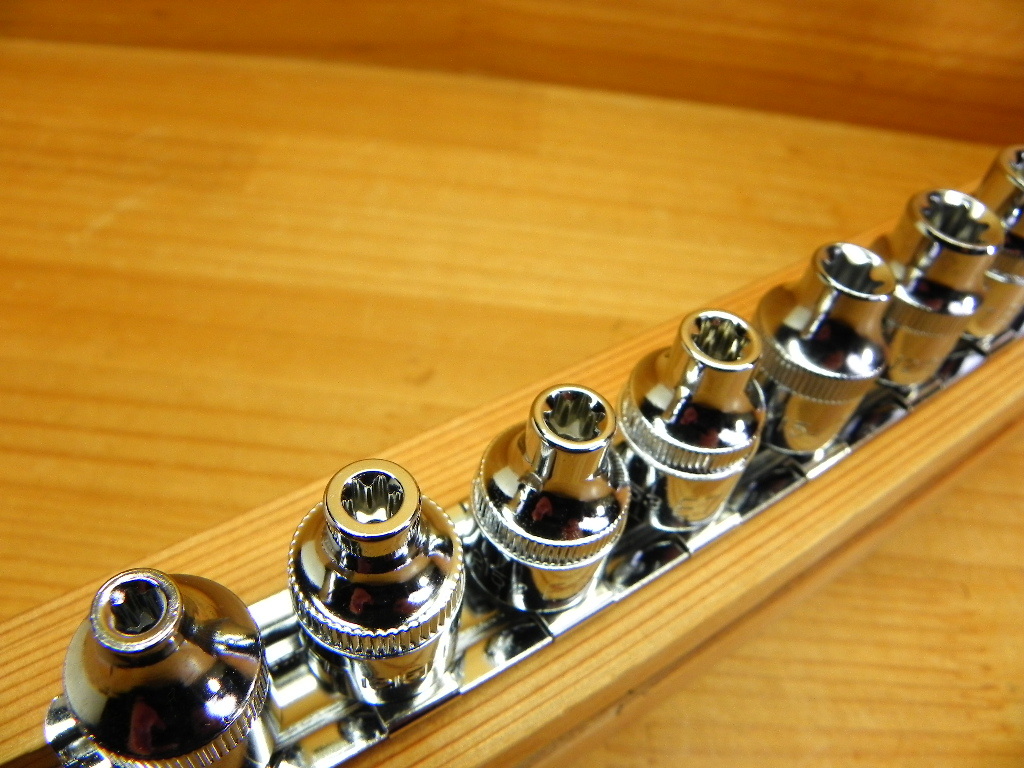 シグネット E型トルクス ソケットレンチ オリジナル12点セット 3/8 9.5 sq E4 E5 E6 E7 E8 E10 E11 E12 E14 E16 E18 E20 SIGNET ...