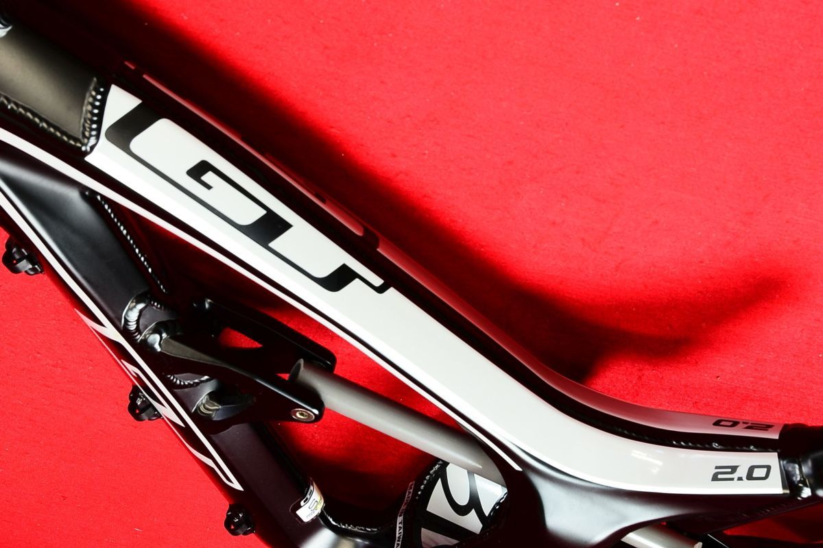 GT Fury 2.0 Monocoque XM Metal Aluminum Frame フルサスペンション ダウンヒル y7(マウンテン ...