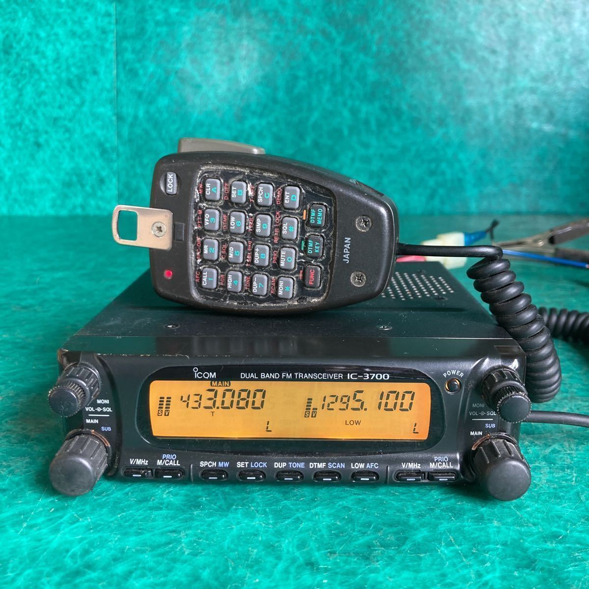 ICOM/アイコム IC-3700M モービル機 アマチュア無線機 通電確認済み 動作未確認 ジャンク品扱い(モービル)｜売買された ...