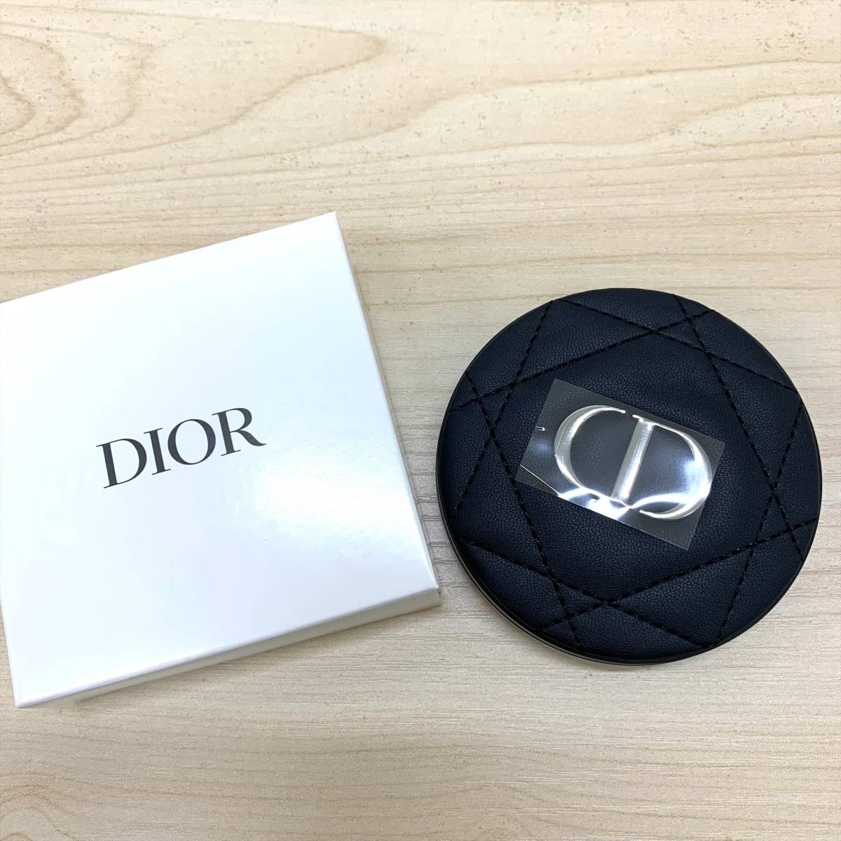 ディオール Christian Dior MIROIR DE POCHE ポケットミラー 手鏡 コンパクトミラー 化粧品 限定 ノベルティ ...