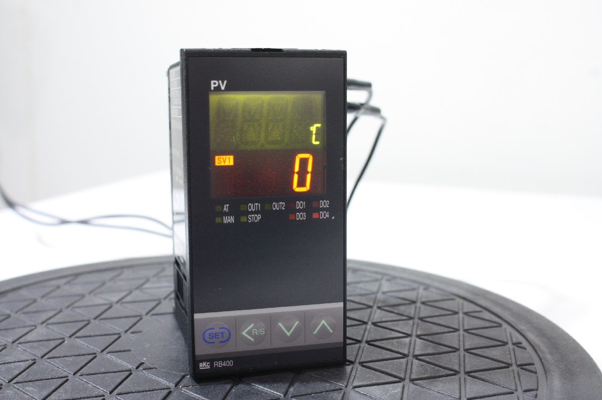 F3279 RKC INSTRUMENT INC / 理化工業㈱ デジタル指示調節計 RB400(電材、配電用品)｜売買されたオークション情報 ...