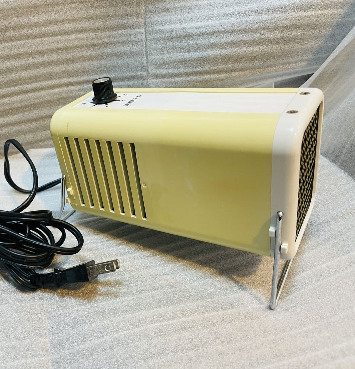 温室ヒーター 総和工業 SF-193A サーモスタット サーキュレーター 園芸用電気温風機 冬越し パキプス チタノタ モンステラ(温室 ...