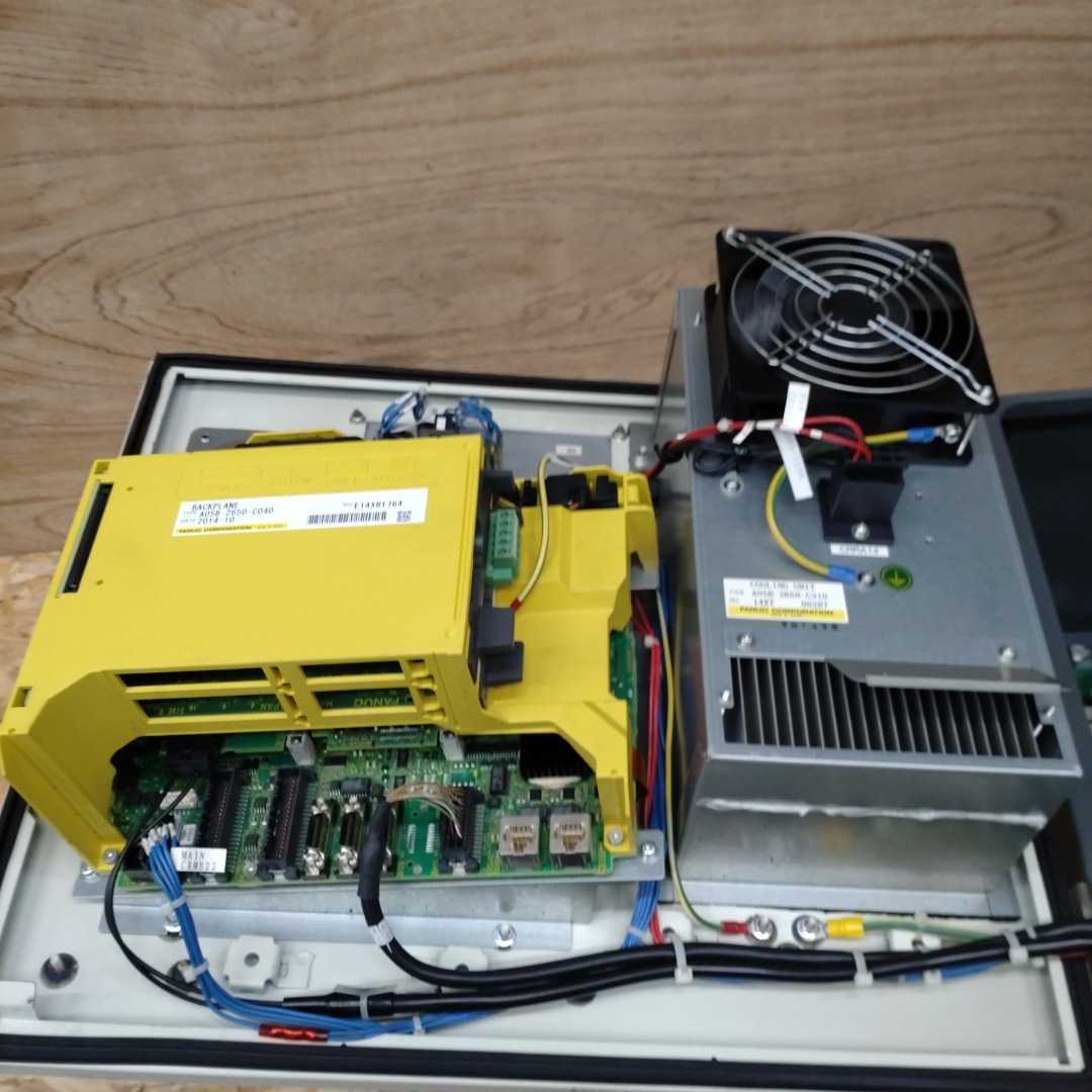 FANUC ファナック SYSTEM R-30iB Mate A05B-2651-B001 2014製 ロボット制御装置(電材、配電用品 ...