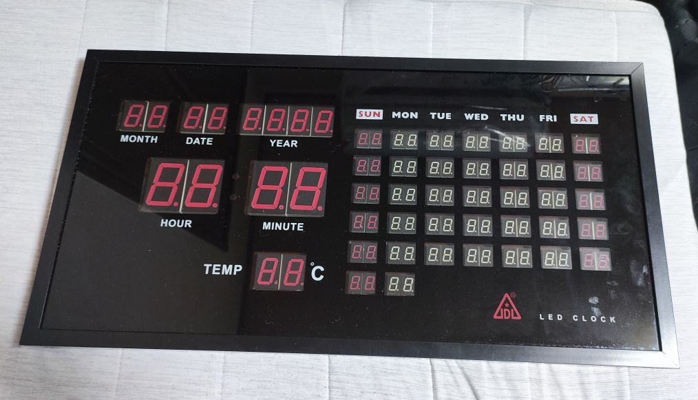 JDL LED CLOCK LED壁掛時計 温度計タイプ デジタルカレンダー 大型ディスプレイ アダプター付属 ジャンク(デジタル)｜売買されたオークション情報、yahooの商品情報を ...