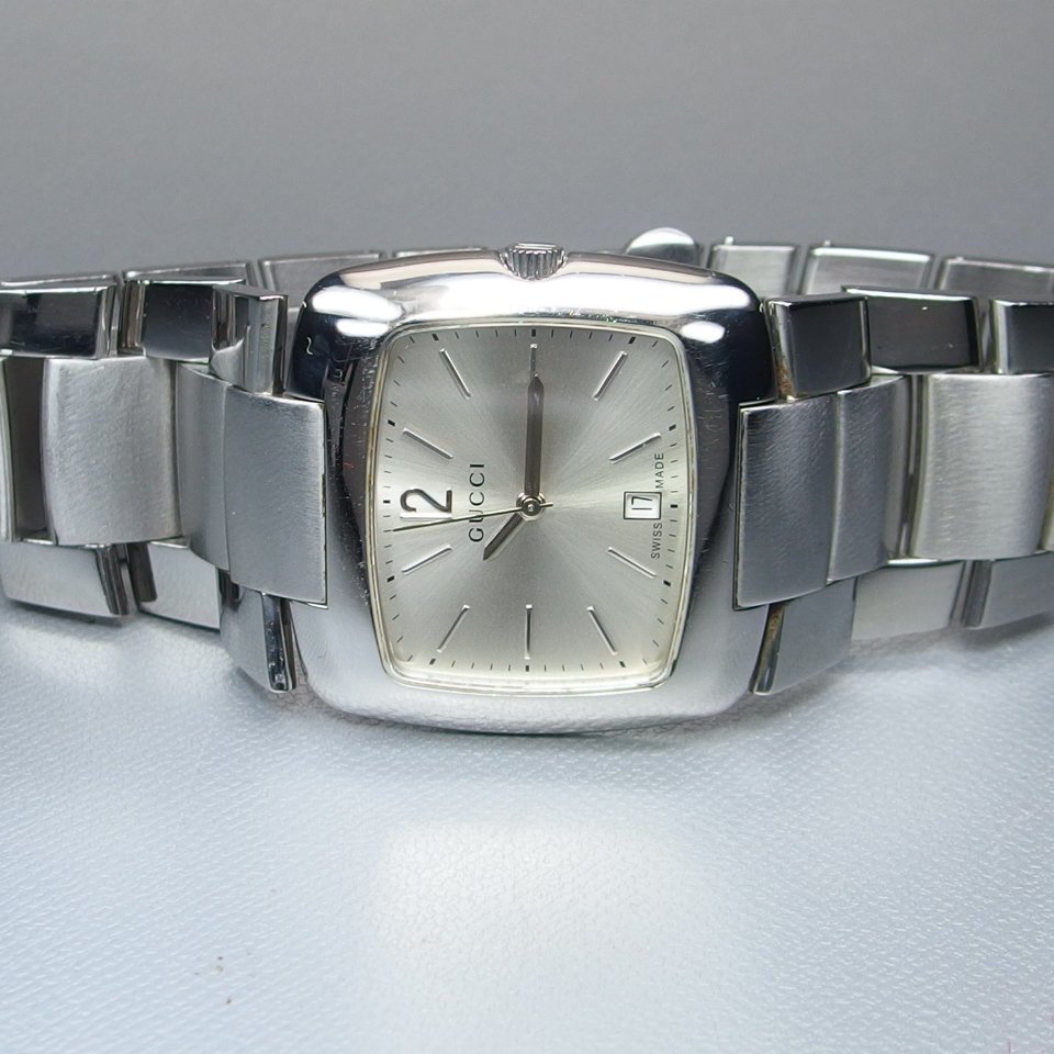 GUCCI グッチ 8500M SS QZ スクエア デイト 3針 シルバー系 ビジネス メンズ 腕時計 19925(男性用)｜売買された ...