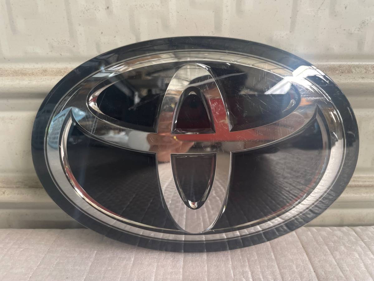 トヨタ 純正 エンブレム 90975−02160 C2026 18448(トヨタ)｜売買されたオークション情報、yahooの商品情報を ...