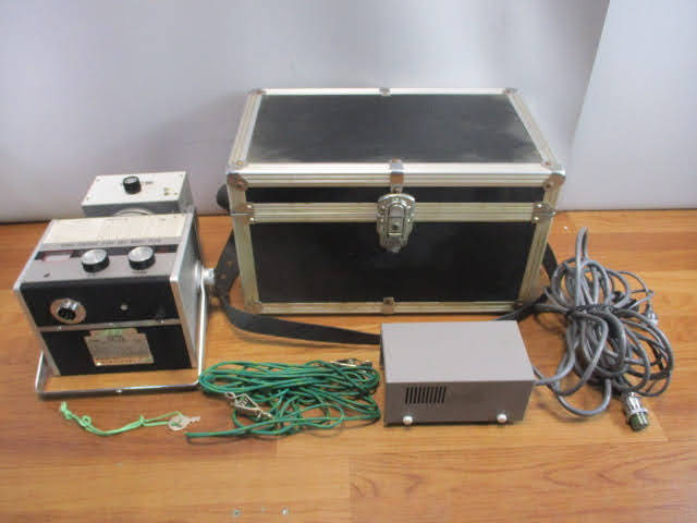 TANKA ポータブル X-RAY UNIT TP-20 M-12B 通電OK ケース付き ポータブルX線装置 田中レントゲン製作所 H ...