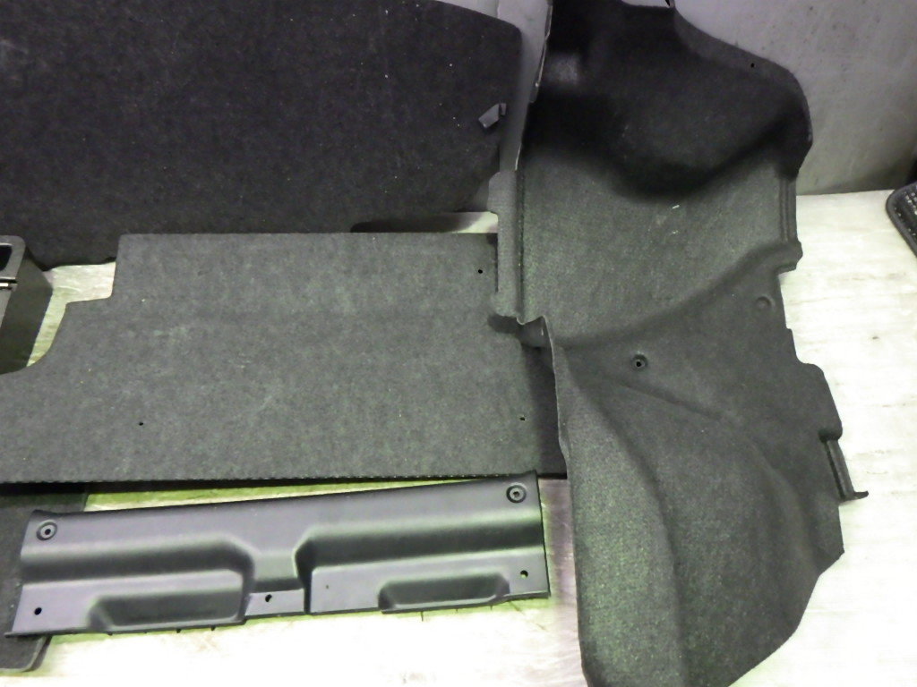 GXE10 アルテッツァ 内張り トランクトリム 一式セット 05-02-10-302 C2-A0 スリーアール長野(トヨタ用)｜売買された ...