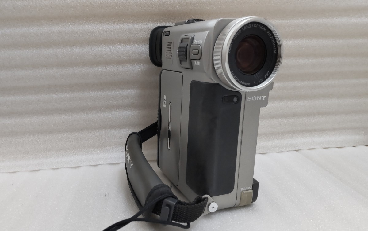動作未確認 ソニー SONY HANDYCAM MINI DV DCR-PC7(ソニー)｜売買されたオークション情報、yahooの商品情報をアーカイブ公開 - オークファン（aucfan.com）