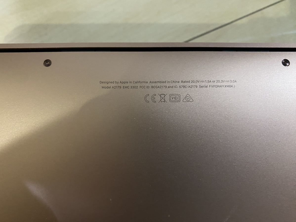 Apple Macbook Air 13 inch Color : Gold 13.3/ Model No. A2179 Core i5 1 ...