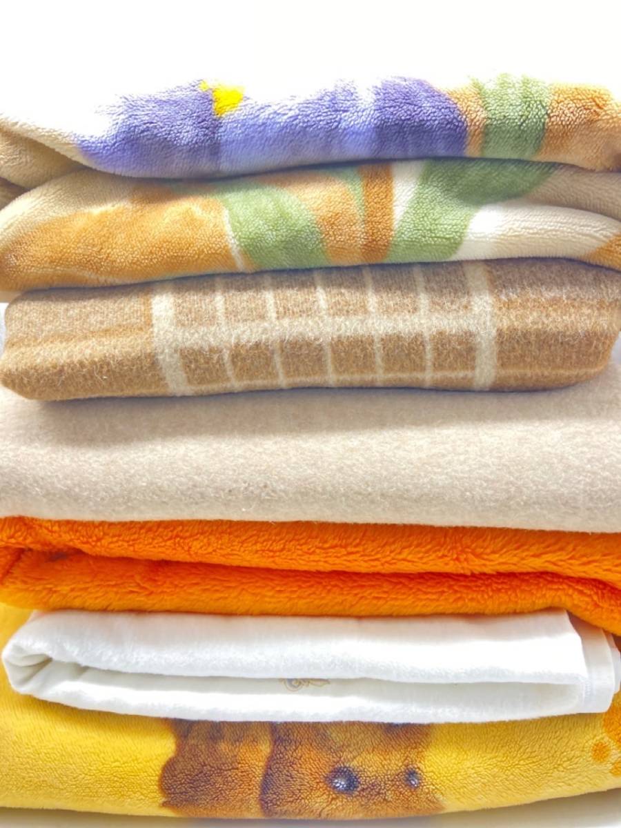 D267〔 品〕養生 毛布 引っ越し 梱包 保護 緩衝 業務 あて布 ヤマト160サイズ(緩衝材)｜売買されたオークション情報、yahooの商品情報をアーカイブ公開 - オークファン ...