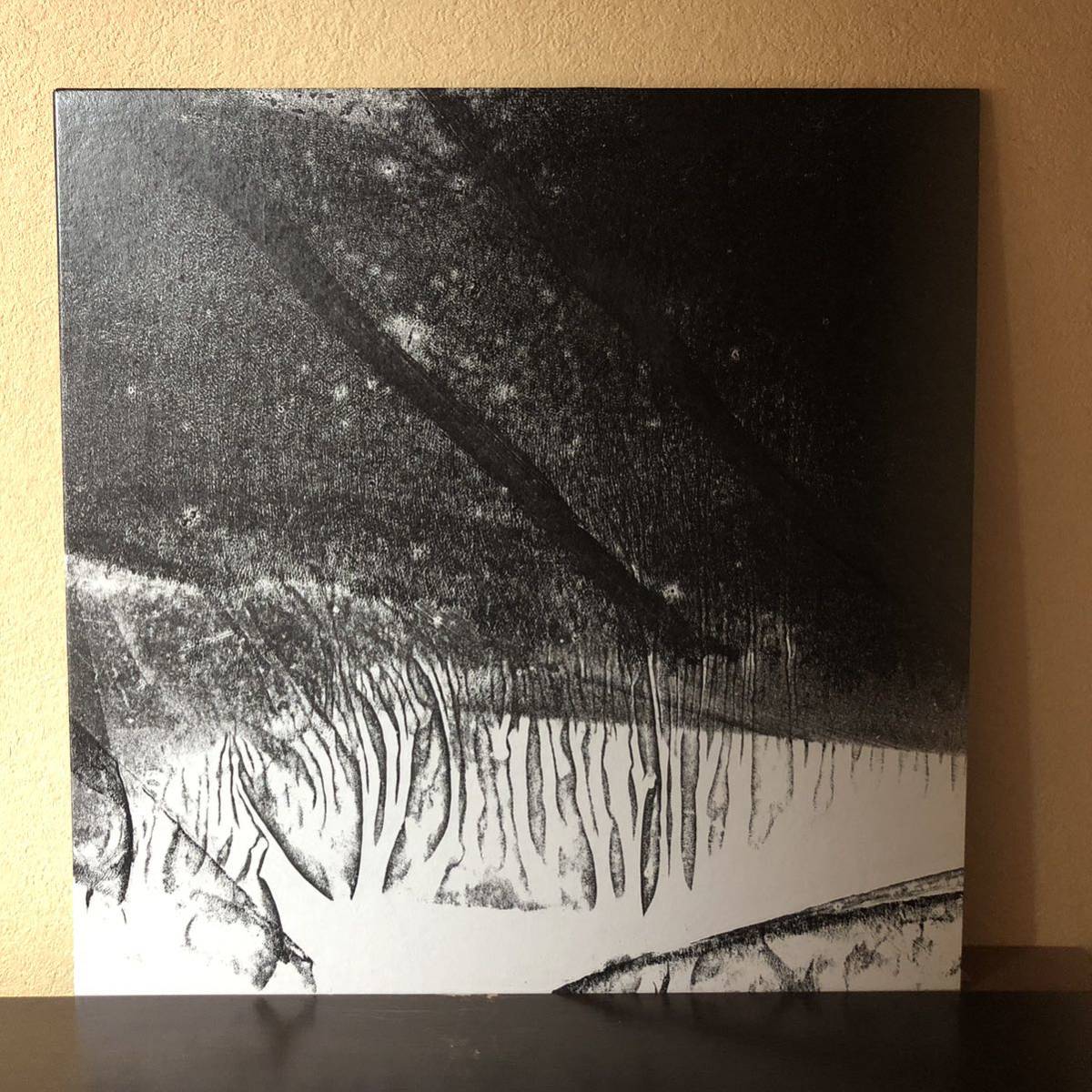 ANDREW CHALK アンドリュー チョーク THE RIVER THAT FLOWS INTO THE SANDS ドローン ...