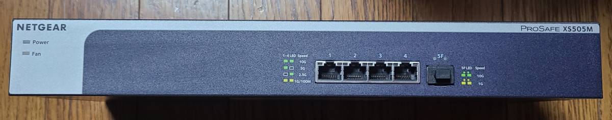 NETGEAR PROSAFE XS505M-100AJS 10GBASE-T:10ギガ ネットギア XS505M アンマネージ スイッチング ...