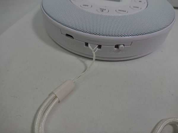 CDプレーヤー ポータブル Lukasu CDウォークマン 小型 コンパクト 防水 内蔵スピーカー LUKASA SN004 取説 ケーブル 箱付 au-cdplay(CDプレーヤー)｜売買さ ...