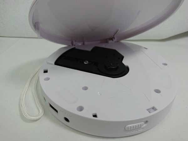 CDプレーヤー ポータブル Lukasu CDウォークマン 小型 コンパクト 防水 内蔵スピーカー LUKASA SN004 取説 ケーブル 箱付 au-cdplay(CDプレーヤー)｜売買さ ...