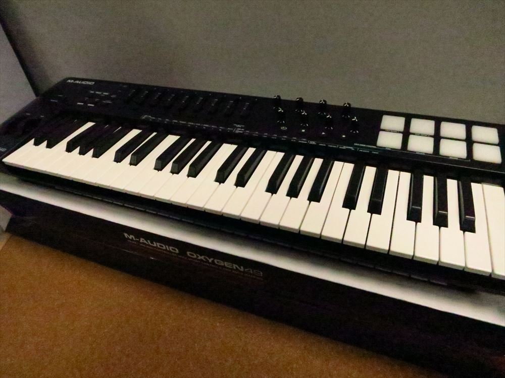 N081 M-AUDIO OXYGEN49 USB/MIDIキーボード(MIDIキーボード、コントローラー)｜売買されたオークション情報 ...