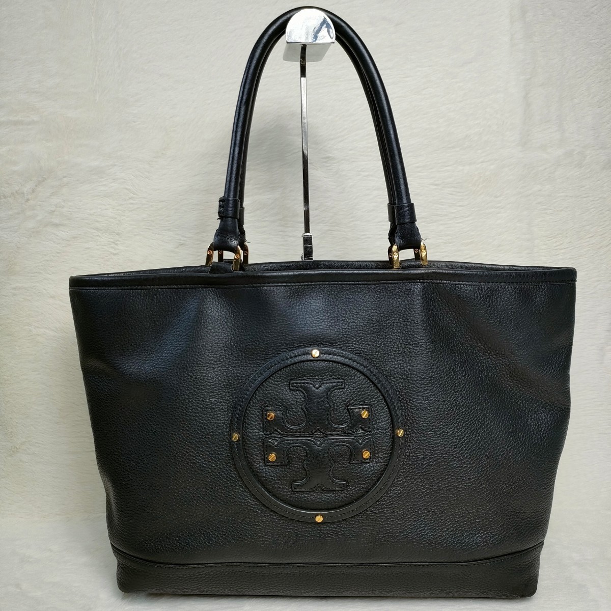 1円 トリーバーチ TORYBURCH レザー トートバック ハンドバッグ ブラック 黒 シボ皮 金ロゴ 金ボタン A4サイズ可能(かばん、バッグ)｜売買されたオークション情報、yahooの ...