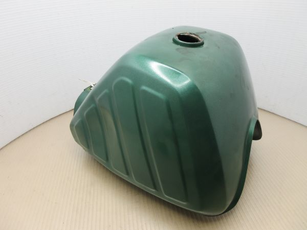 C9652 ヤマハ.フォーゲル50純正ガソリンタンク 燃料タンク 茨城発 4U1-204/走行8552km検索ポッケ50/QA50.QB50 ...