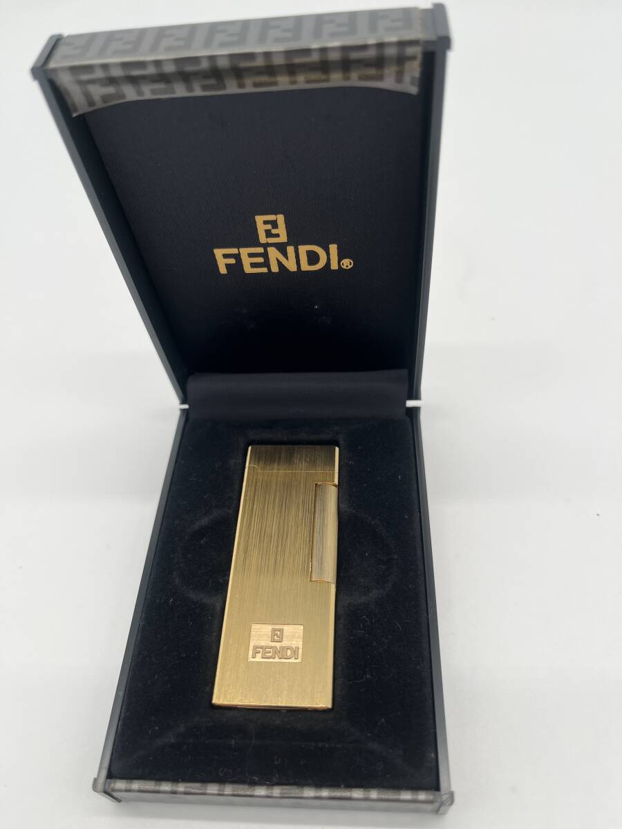 T171 FENDI フェンディ ガスライター ゴールド 喫煙グッズ ヴィンテージ 現状品(その他)｜売買されたオークション情報、yahooの ...